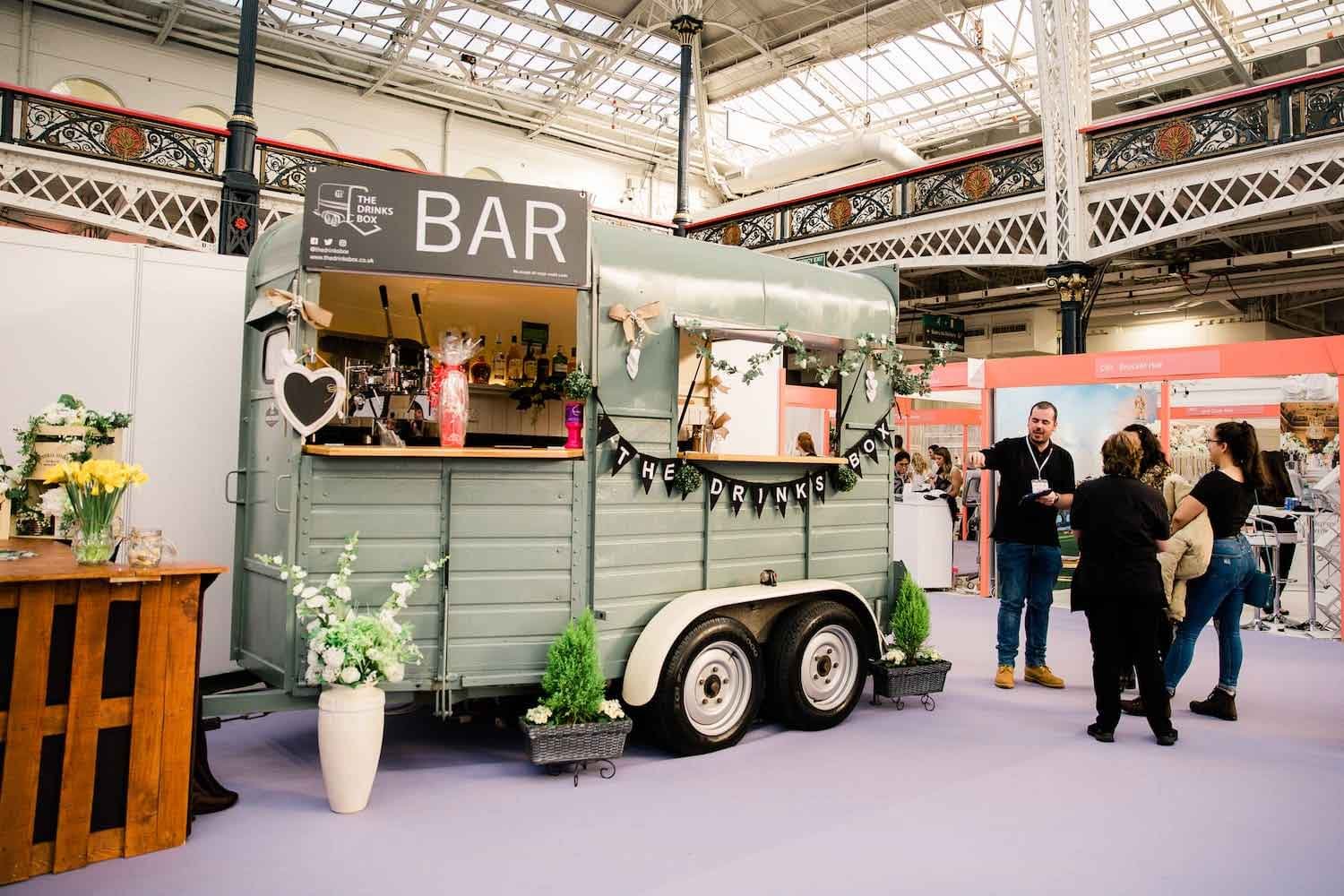 Mobile Bar Hire & Bartenders for Corporate & Private Parties